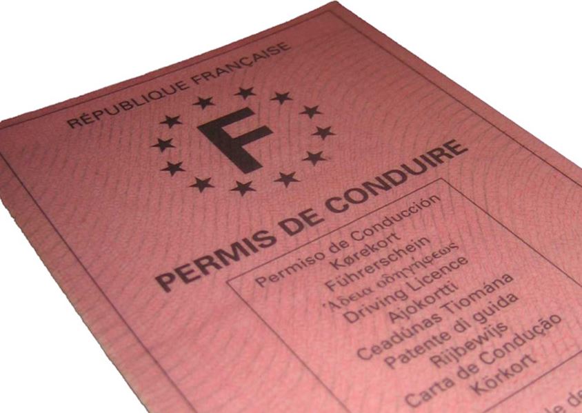 La Police met à jour un réseau de faux permis à Papeete